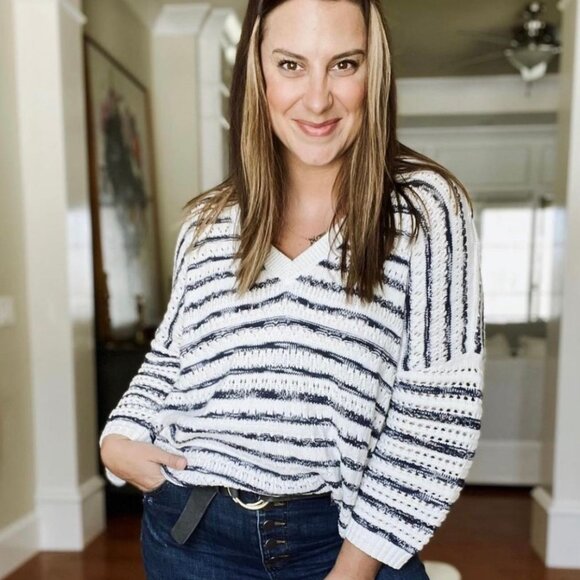 CAbi | Sweaters | Cabi 678 Peace Pullover Spring 222 Medium Euc | Poshmark